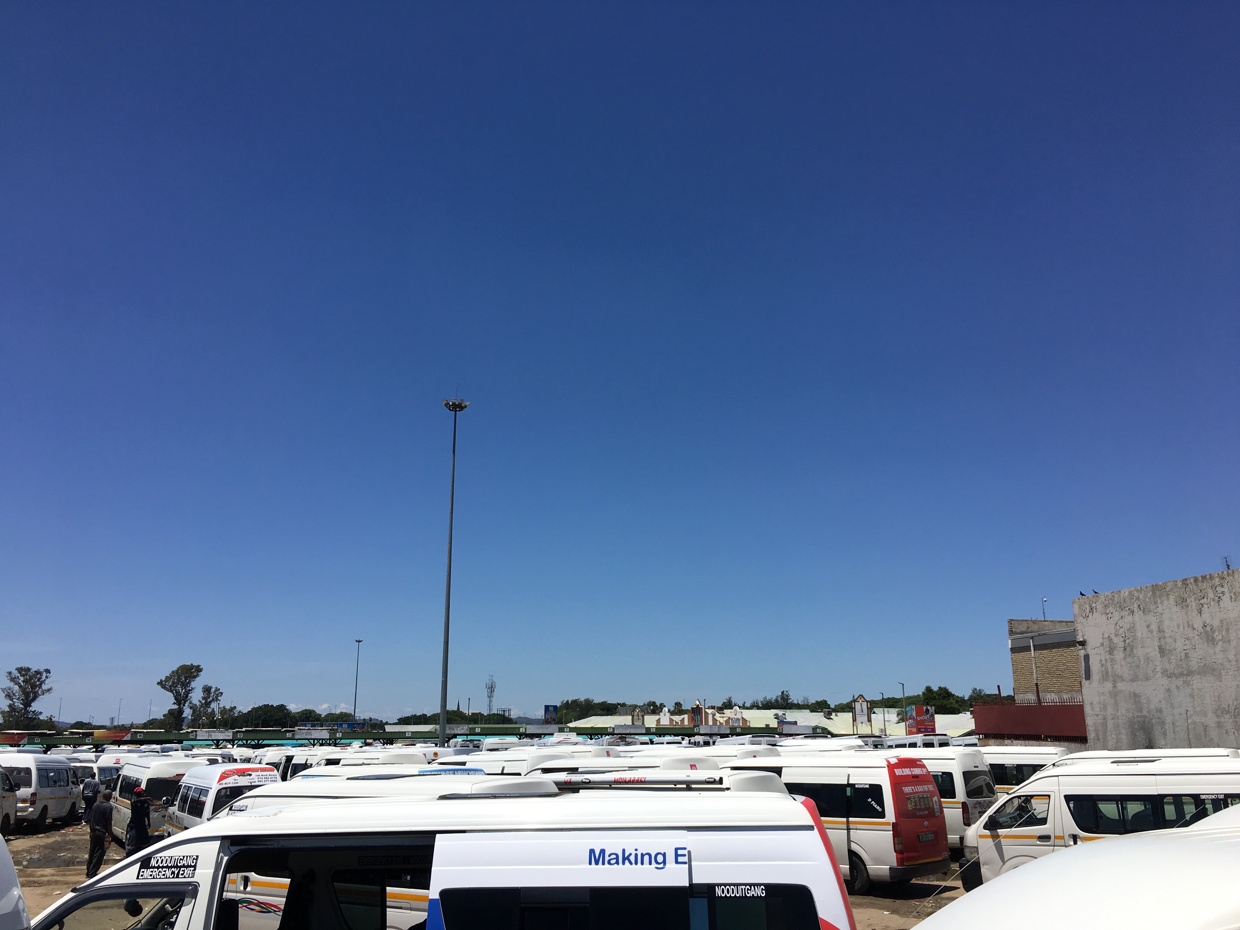 What do we know about the long-distance commute? – Hlulani